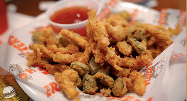 Firecracker Calamari From Hooters : Damn That Looks Good