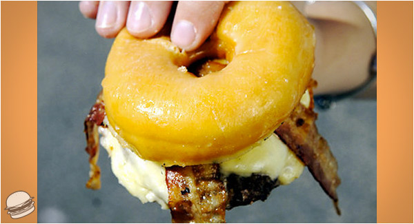 The Craz-E Burger : Damn That Looks Good